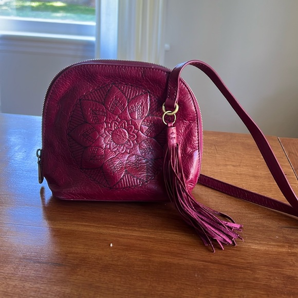 HOBO | Bags | Hobo Crossbody Bag Plum Color Collectors Edition 28 ...